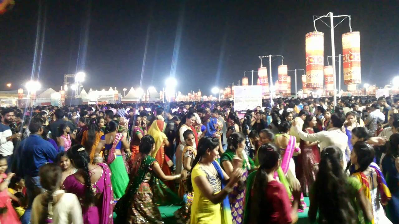 Vibrant Gujarat Navratri 2016 GMDC Ground Ahmedabad - YouTube
