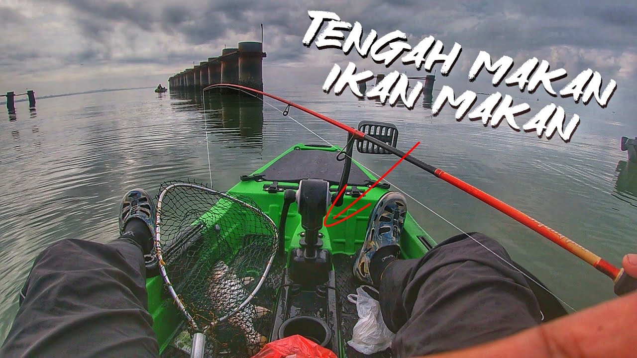 Cuaca Baik Ikan Rancak. Kayak Fishing - YouTube