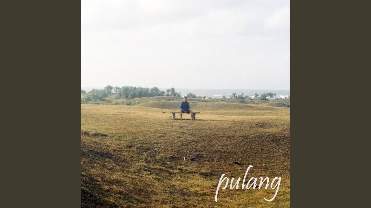 Pulang (Acoustic Version) - YouTube