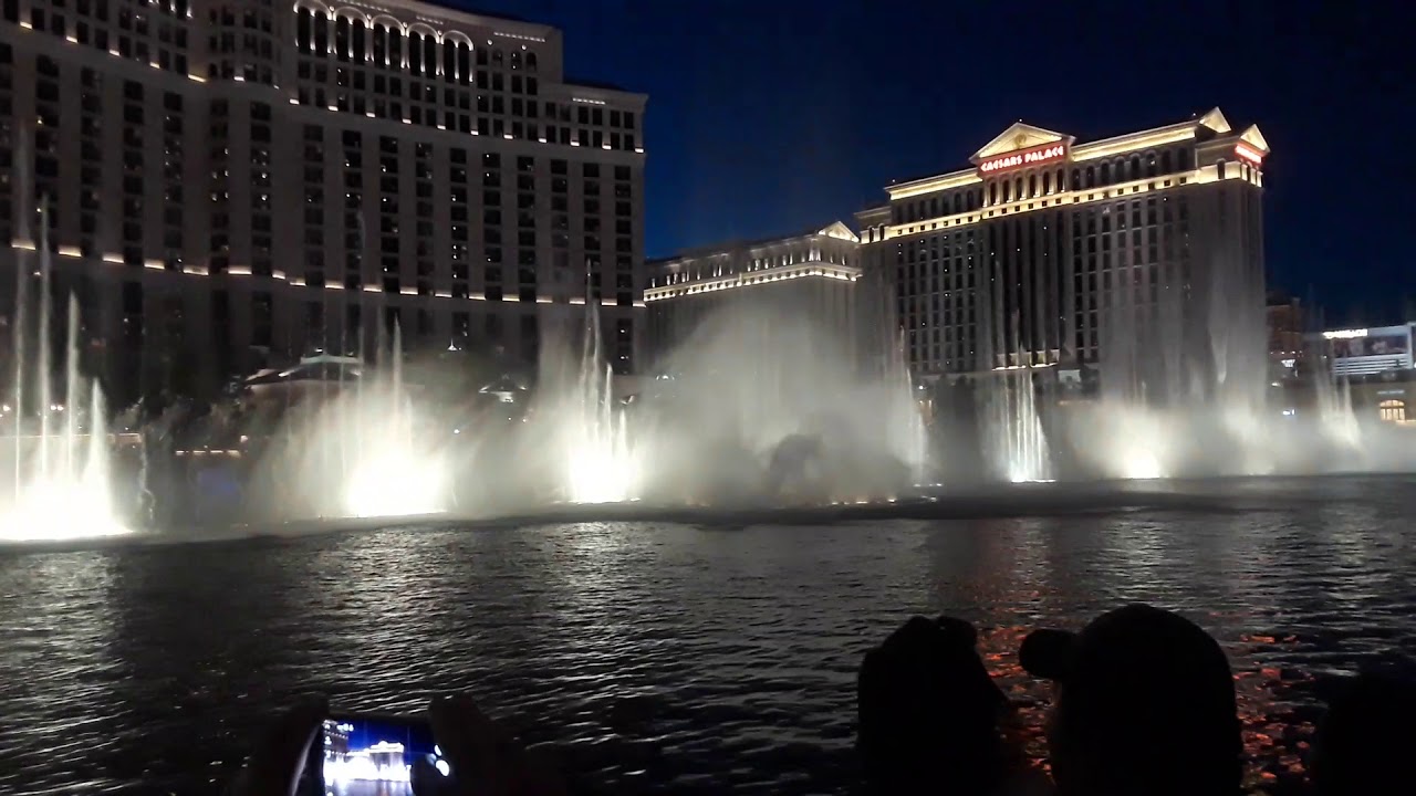 Bellagio Light Show - YouTube
