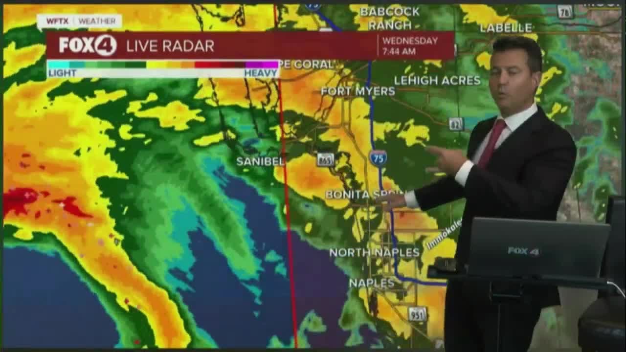 Tracking the eye wall of Hurricane Ian - YouTube