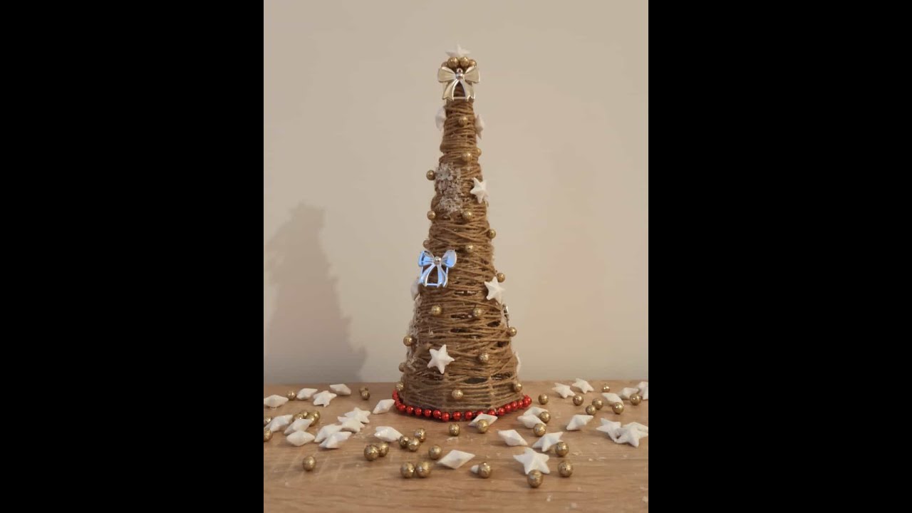 DIY Jute Christmas Tree. DIY Christmas decorations. DIY Tannenbaum aus ...