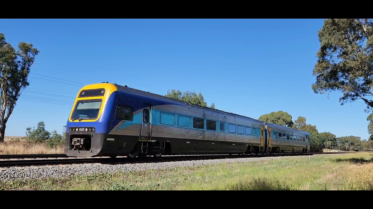 Griffith Xplorer (returning to Sydney) at Marinna, NSW, Australia ...