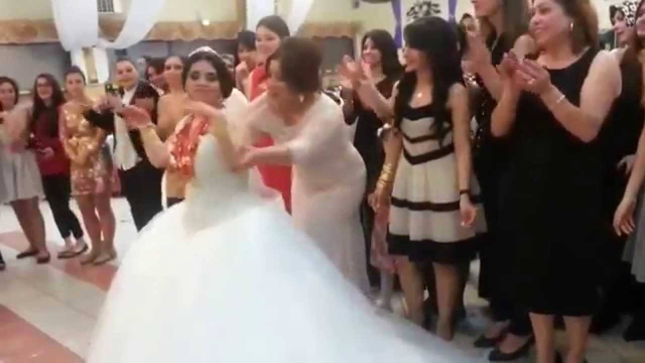 Nicolae Guta la o nunta arabeasca - YouTube