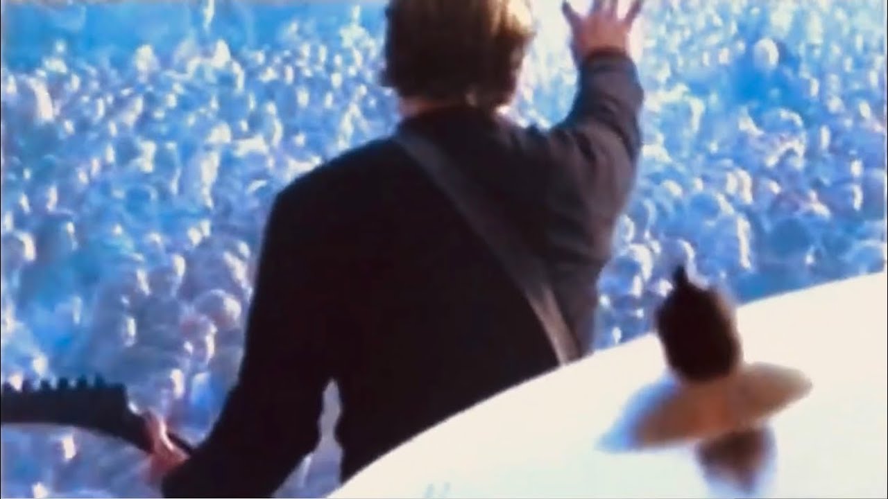 Metallica - The Thing That Should Not Be (live) - YouTube