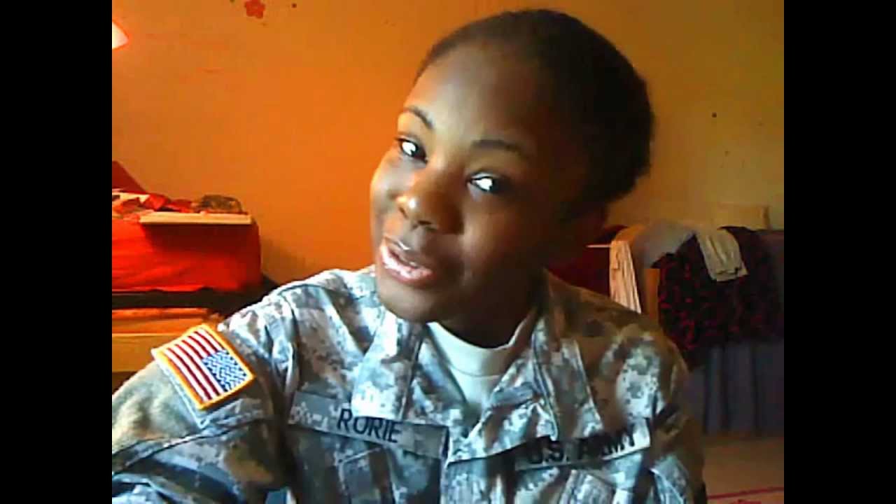 Nook Color Review [Nook Friends] - YouTube