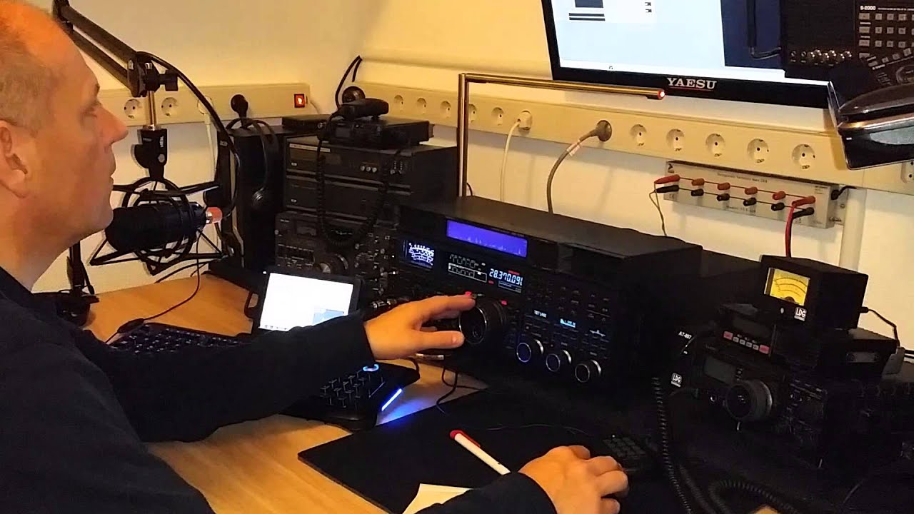 CQ World Wide DX Contest 2014 - YouTube