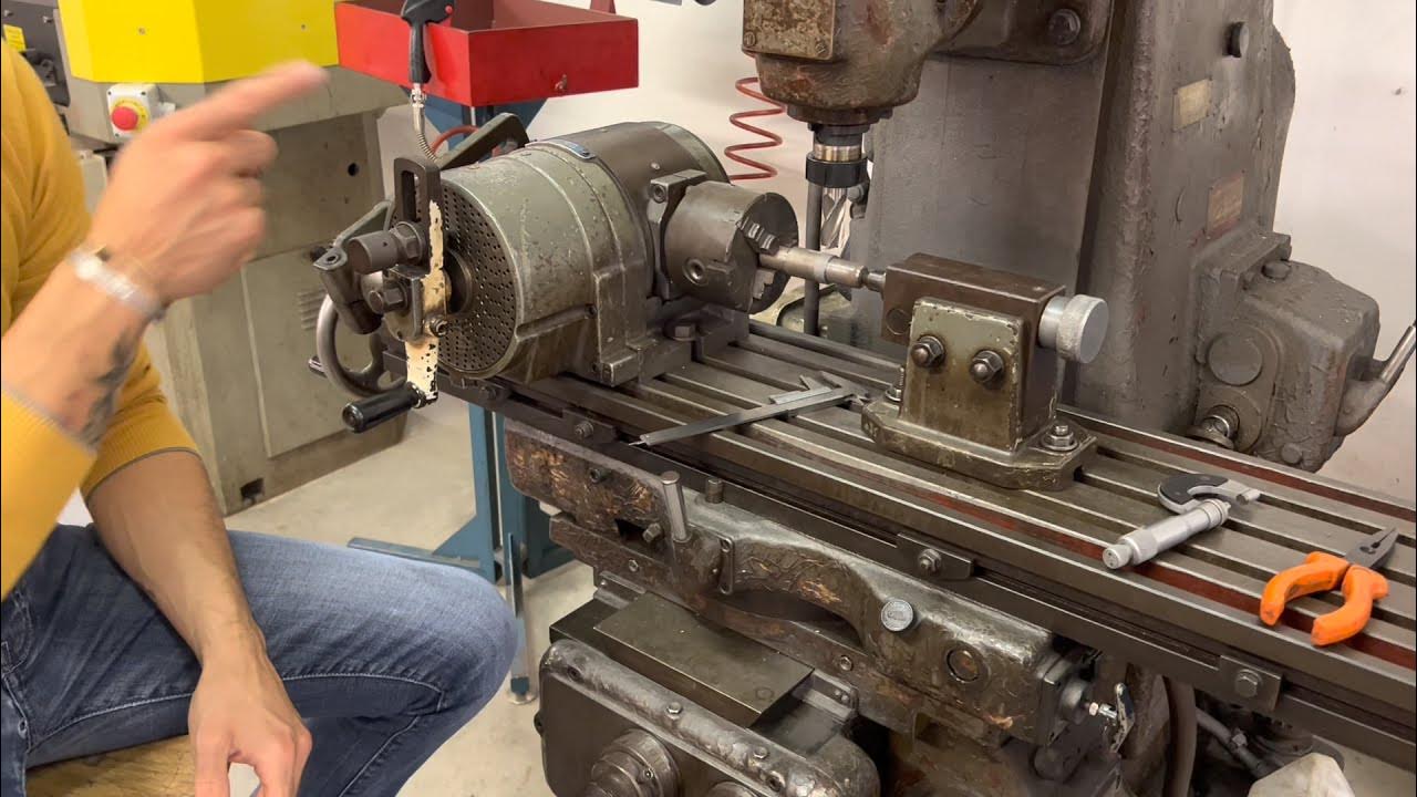 Divisore meccanico - Fresatura Videolezione - YouTube