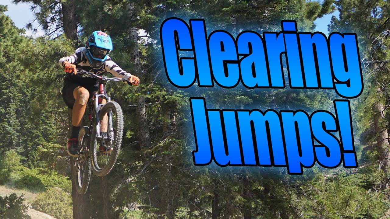 Downhill MTB: Finally Clearing Jumps! - YouTube