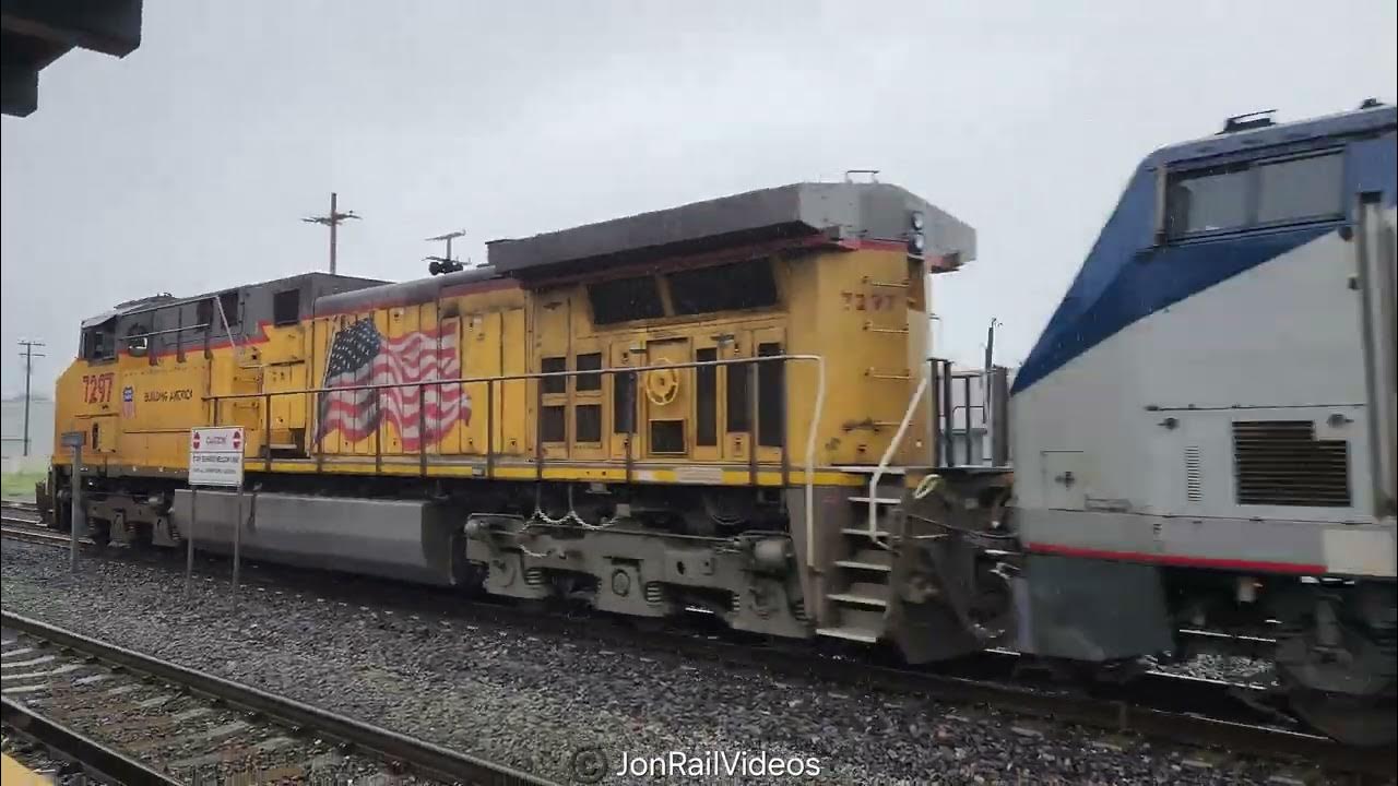 2/19/24 Pre: Amtrak Sunset Limited 1 led by UP 7297 flies by El Monte, CA on a rainy day - YouTube