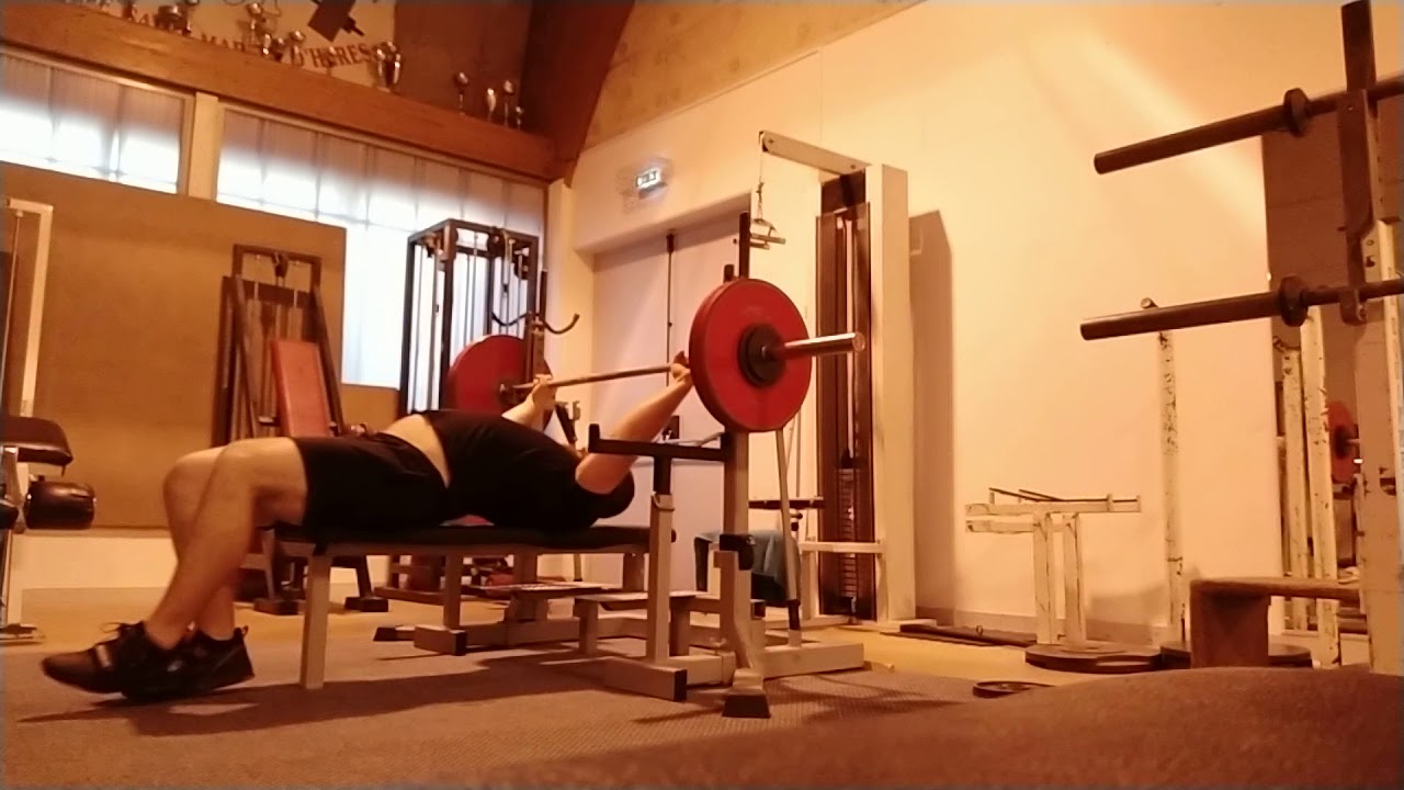 Feet up bench press - 127.5x8x4 - YouTube