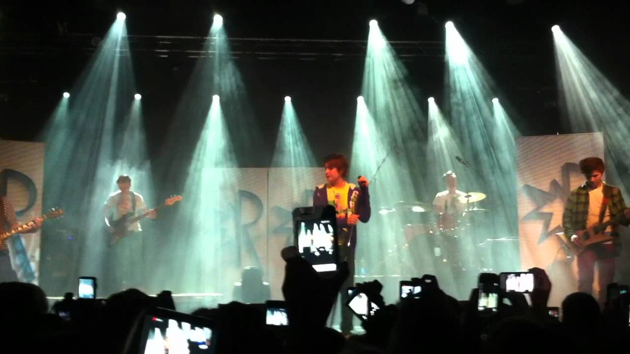 Robin The Circus 4.3.12 Faija Skitsoo - YouTube