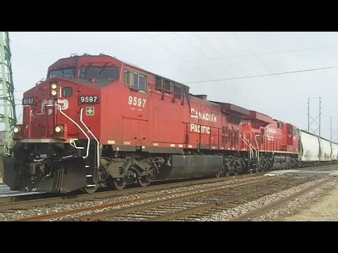 CP 9597 & 8713 Lead 474, Bettendorf, IA, 1/24/16 - YouTube