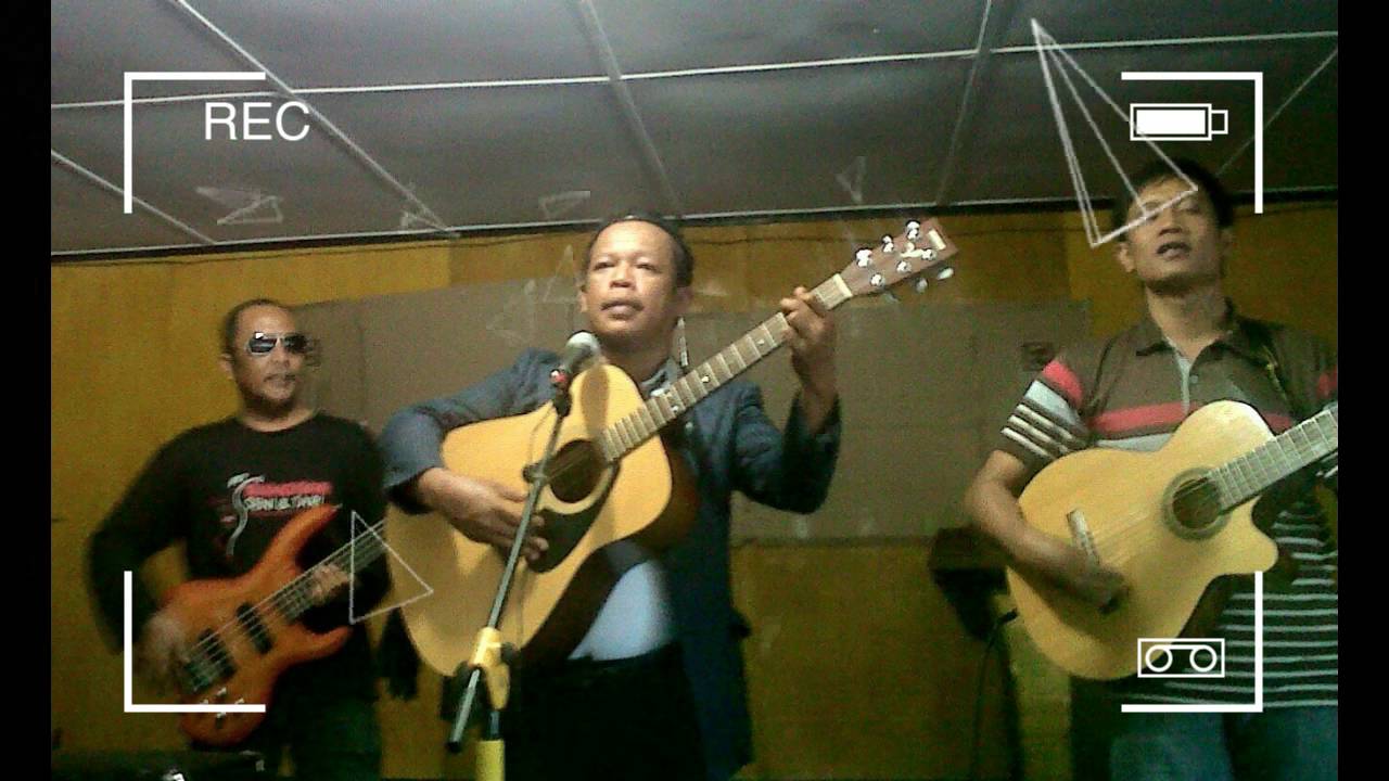 TIDAK AKAN TERLUPAKAN. CIPT / VOCAL : Eddys.sihombing - YouTube