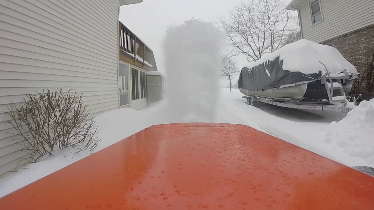 Case/ Ingersoll 444 snowblower - YouTube