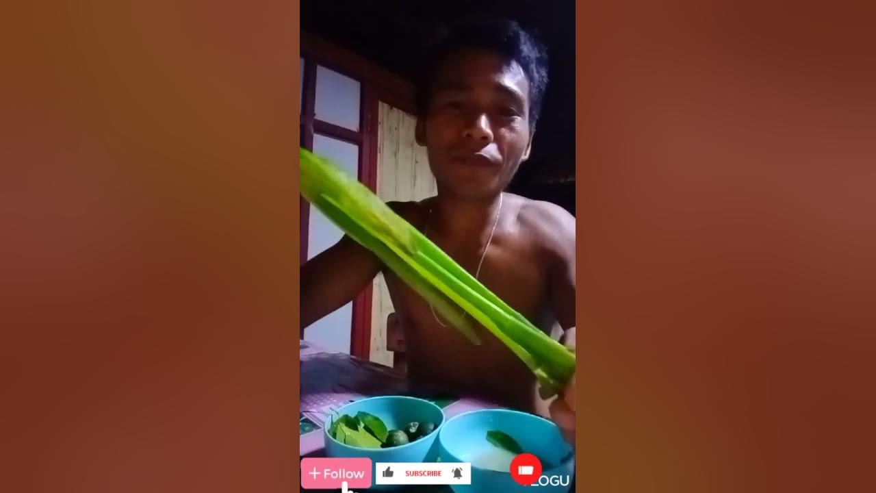 boy gahi eating kalamansi - YouTube