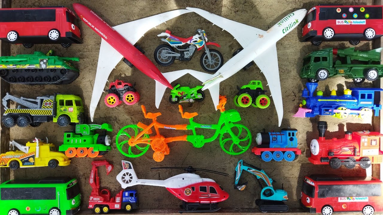 Mobil Monster, Tayo, Tank Baja, Truk Derek, Truk Beko, Kereta Api ...
