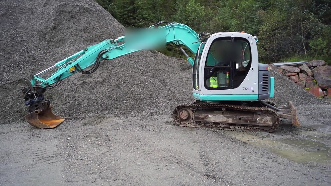 #6056: 2005 Kobelco SK70 SR -1 m/mye utstyr - NOK 325,000 - YouTube
