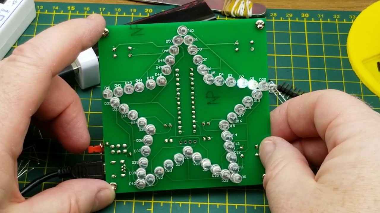 December kit builds: animated LED star - YouTube
