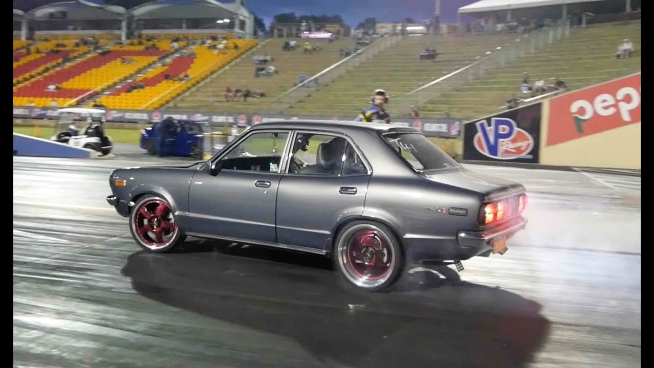 Mazda 808/rx3 13b NA RUNS 13’s - YouTube