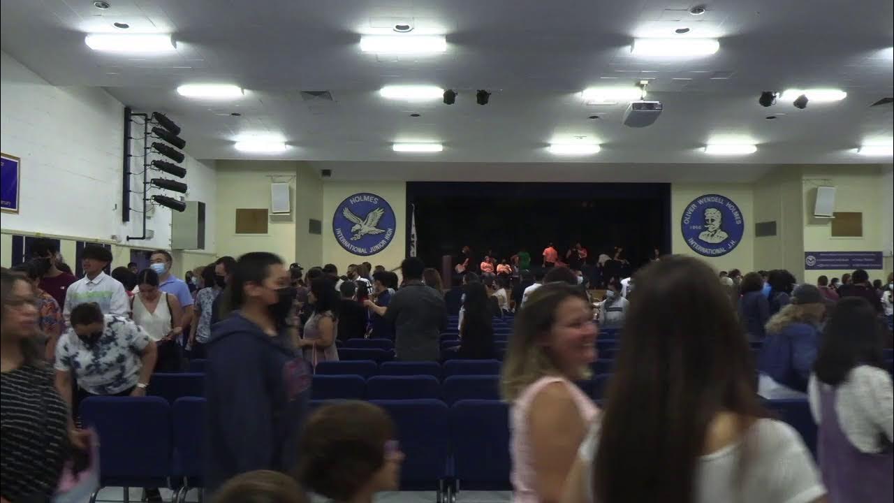 Holmes Middle School 8th Grade Awards Night 2022 - YouTube