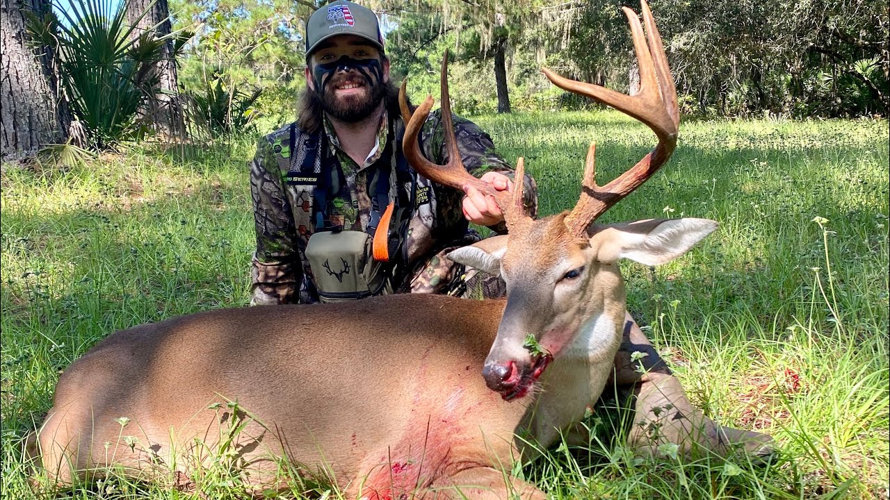 BIGGEST FLORIDA ARCHERY BUCK OPENING MORNING 2020! - YouTube