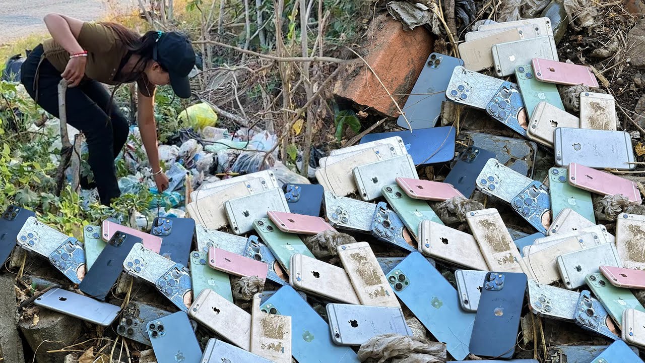 Restoration Abandoned Destroyed Phones Found From Garbage Dump - YouTube