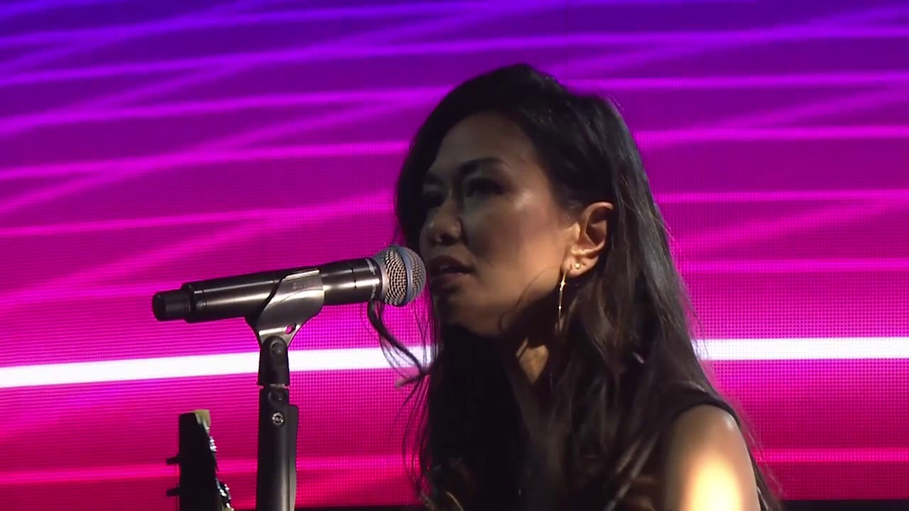 Sharon O'Neill tribute performance by Stellar* - YouTube