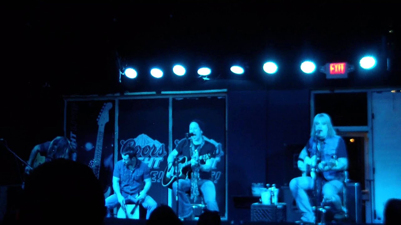 Cheap Thrill- Tap House Concert Venue, Rise above it - YouTube