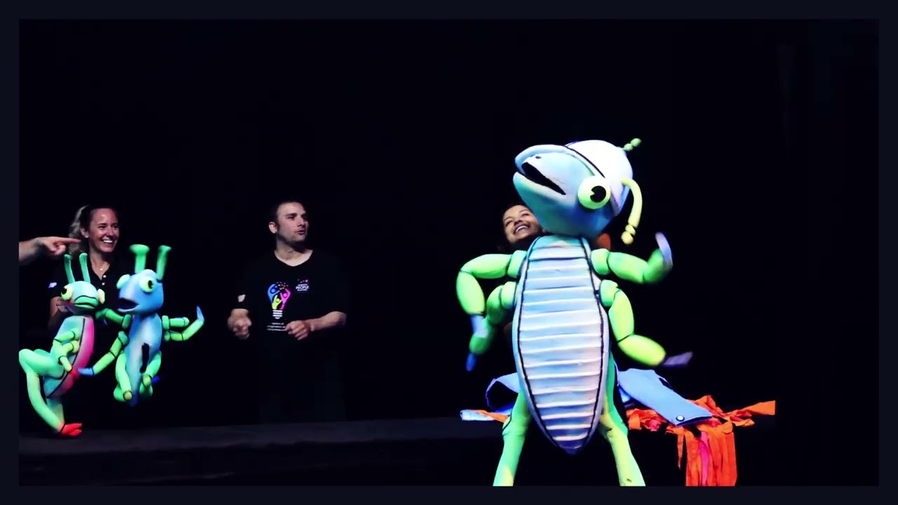 The Famous PEOPLE Players Team Building Experience - YouTube