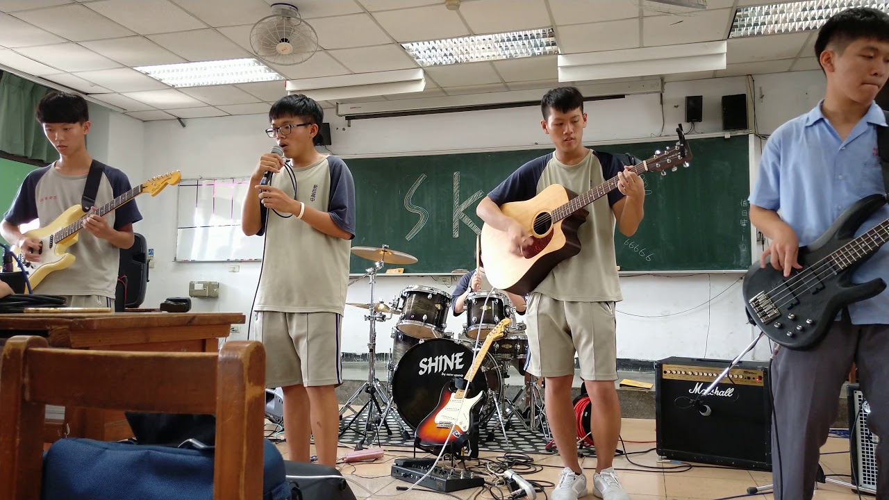 新莊吉他12屆老人會-還是該說再見 - YouTube