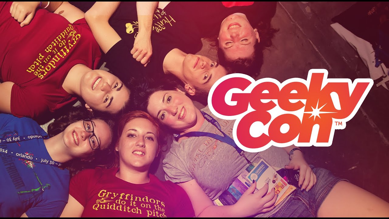 GeekyCon — Fun around the Con - YouTube