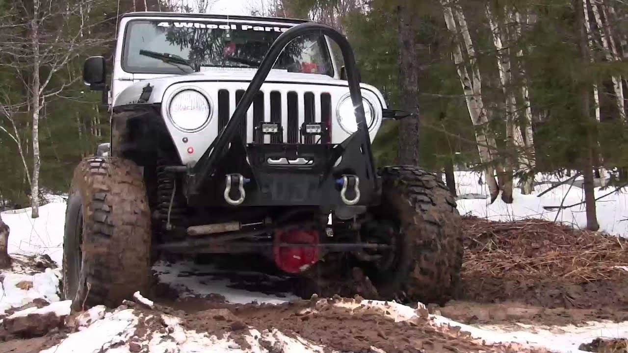 JEEP TJ RUBICON SLOW CRAWL THROUGH THE WOODS. - YouTube