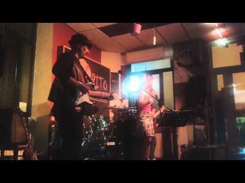 Vivian B. & Good Gheddo Trio - 3