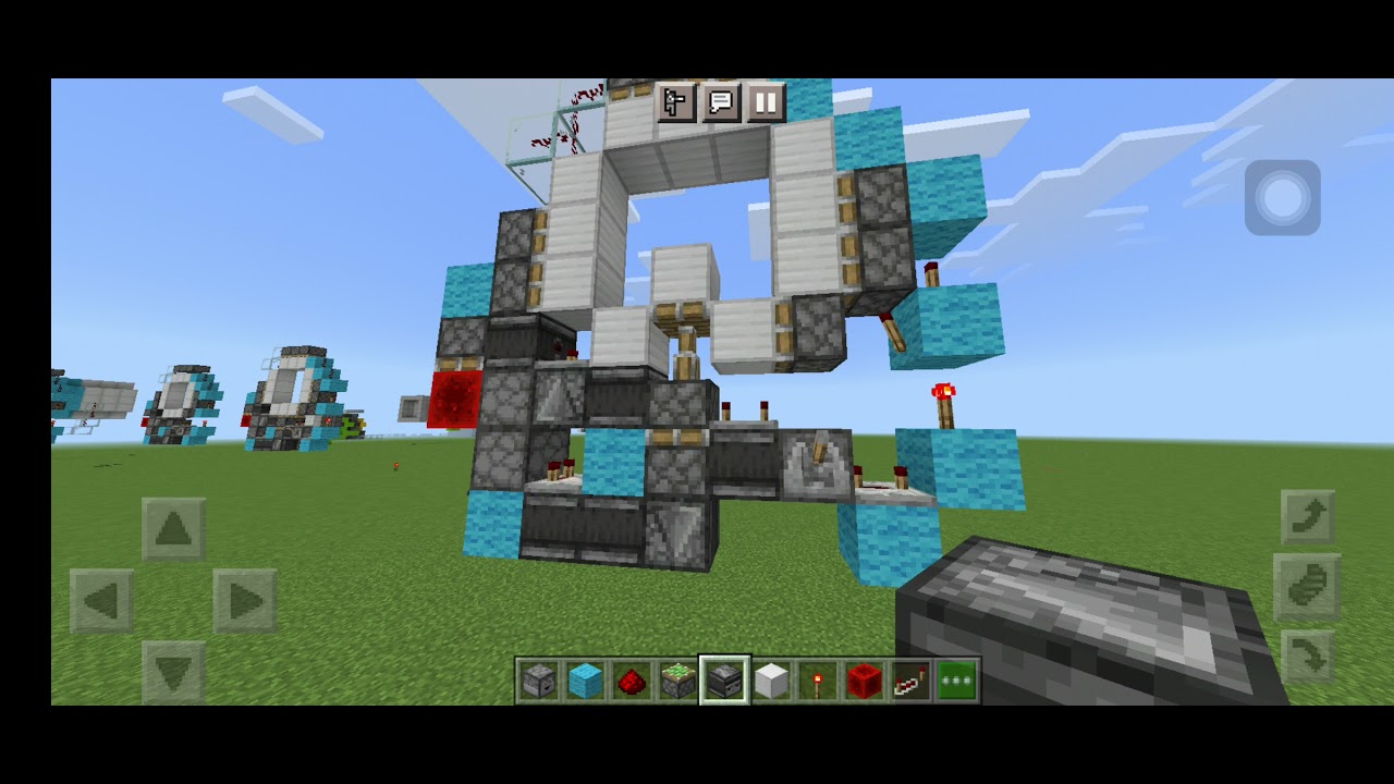 механическая дверь 3x3 в майнкрафт пе бедрок! redstone door 3x3 in ...