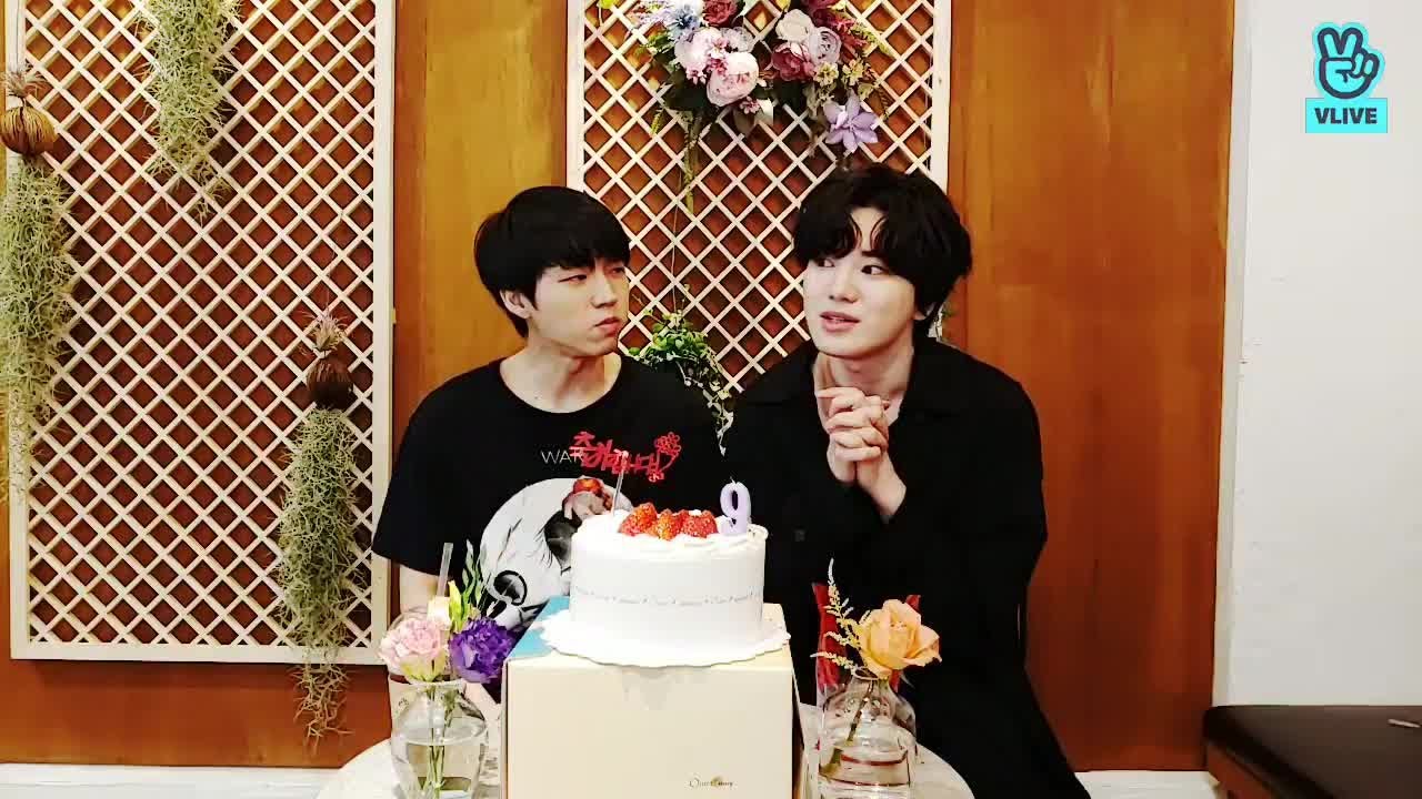 [VLIVE] 2019 06 09 인스피릿이 빛나는 9주년 💕 - YouTube