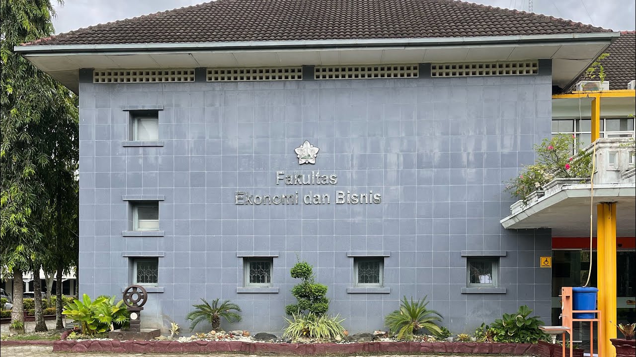 Jurusan Manajemen FEB USK - YouTube