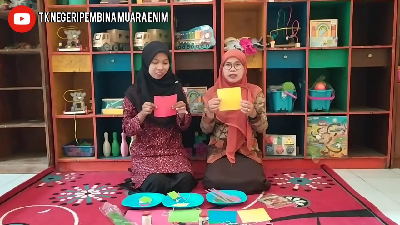 Belajar Dari Rumah (BDR) meronce bentuk geometri dari kertas origami ...