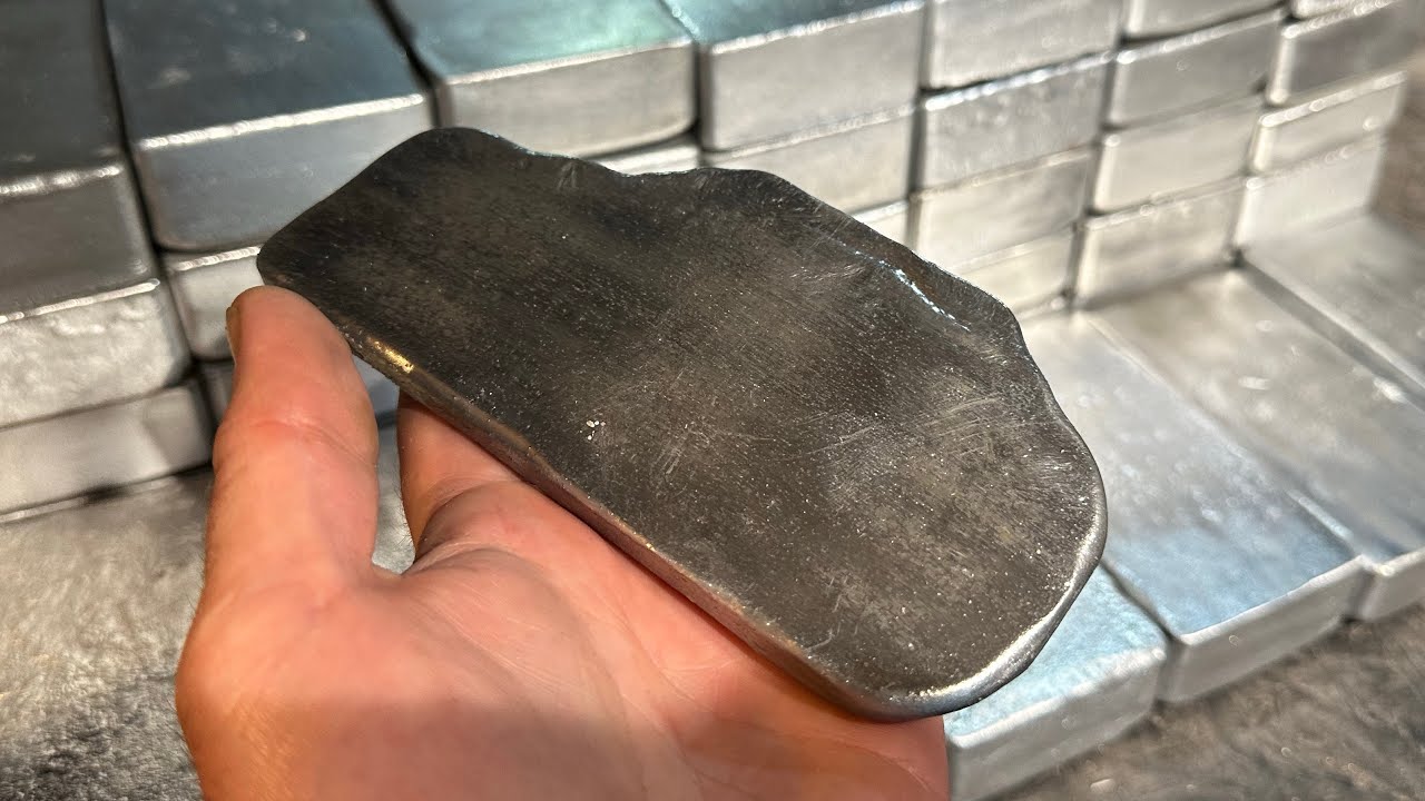 MELTING ALUMINIUM Security lights into a nice little ingot - asmr - how ...
