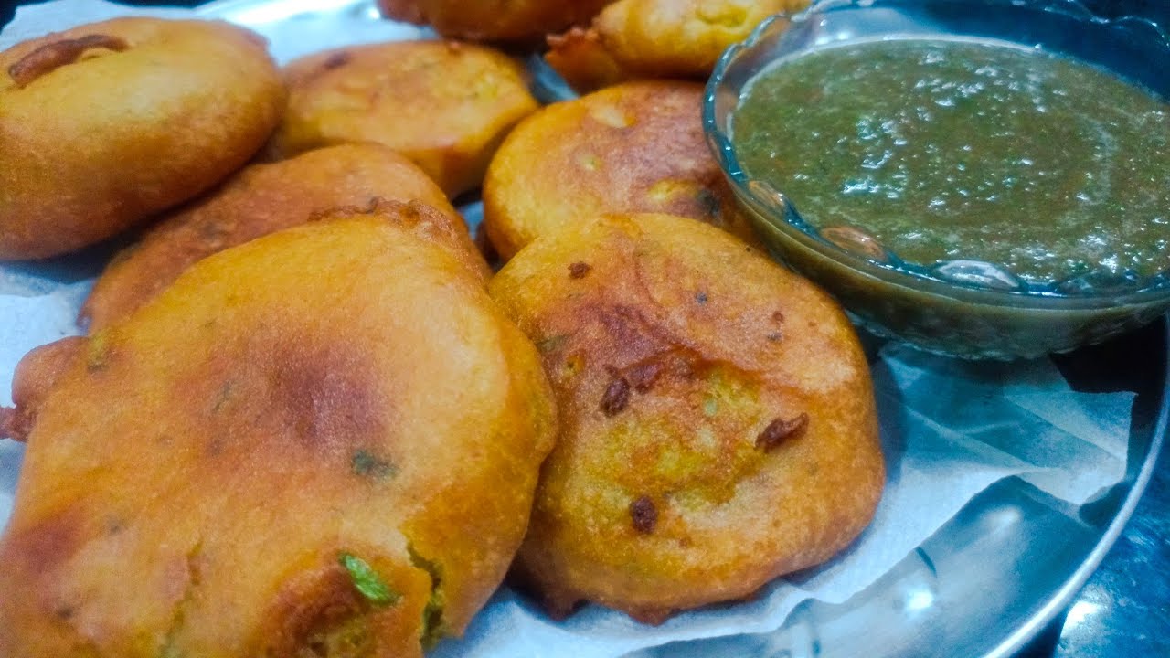 Aalu chap(aloo bonda) recipe - YouTube