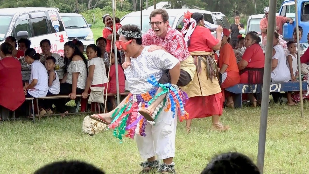 Happy Lapaha Dance - Mate Ma'a Tonga - YouTube
