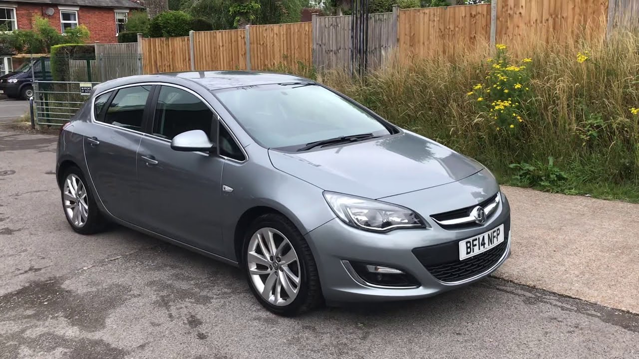2014 Low Mileage Vauxhall Astra 1.6 16v SRi 5dr Petrol Manual Silver ...
