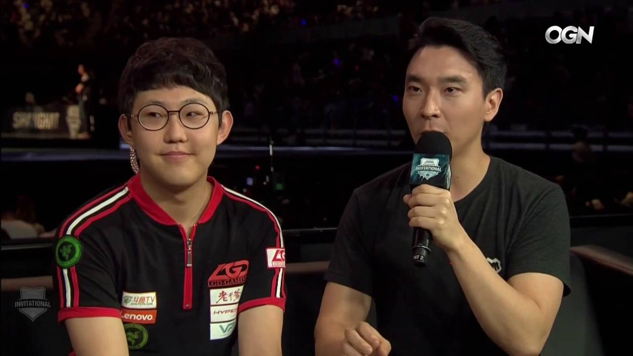 극한직업 라이엇 통역사(임프 인터뷰) - RNG vs SKT T1 [롤 MSI 2016 4강 하이라이트] - YouTube