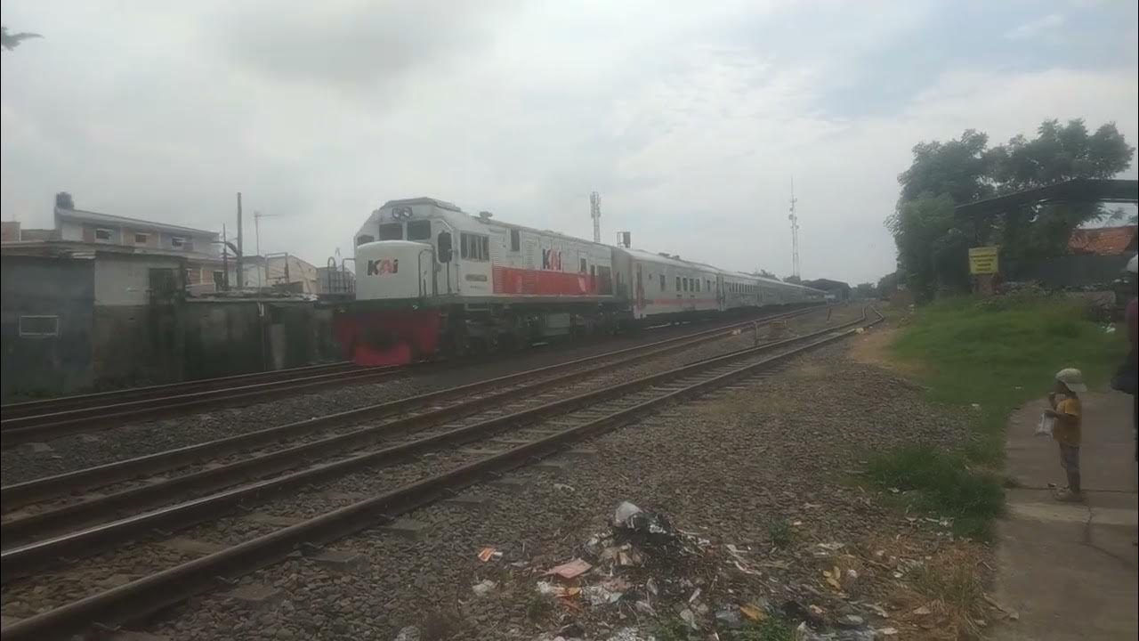 KA BLAMBANGAN EKSPRES KA PASAR SENEN KETAPANG - YouTube