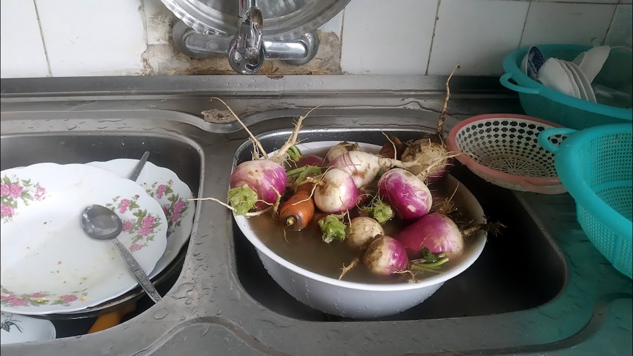 village life in the mountain|Harvesting cabbage|washing the dishes ...