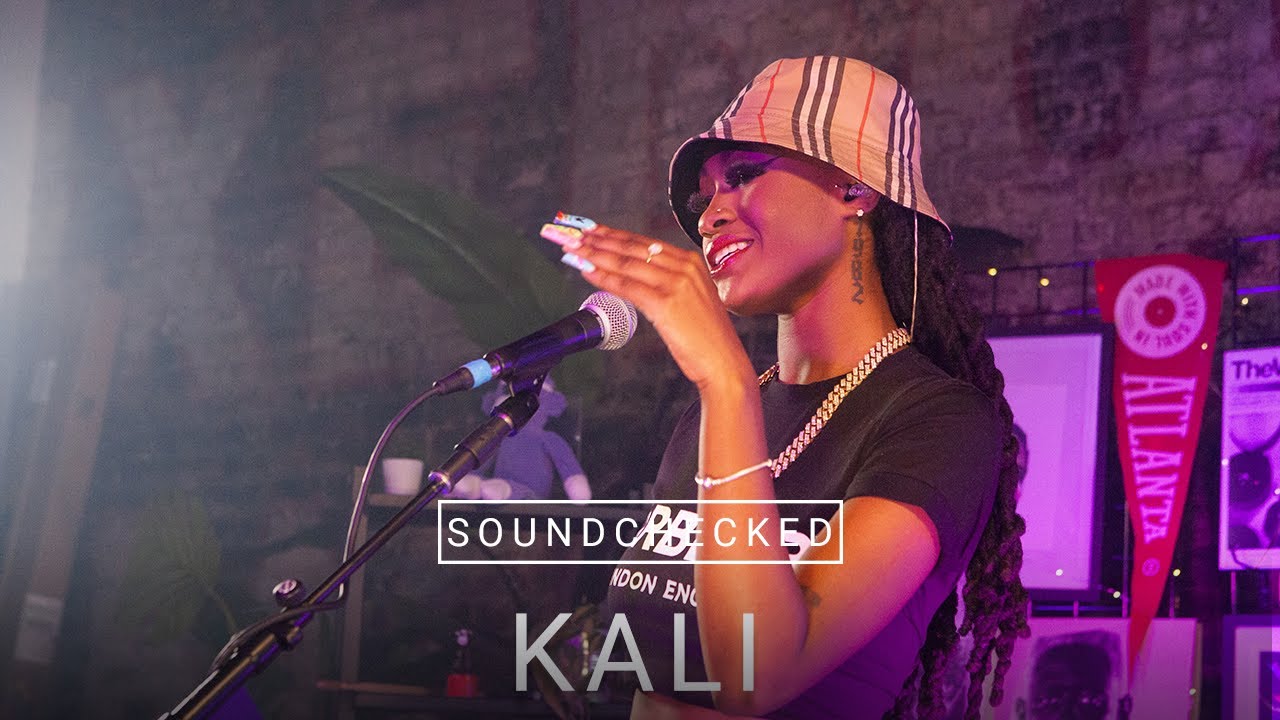 @kaliii Performs "Do A Bitch" Live | SoundChecked - YouTube