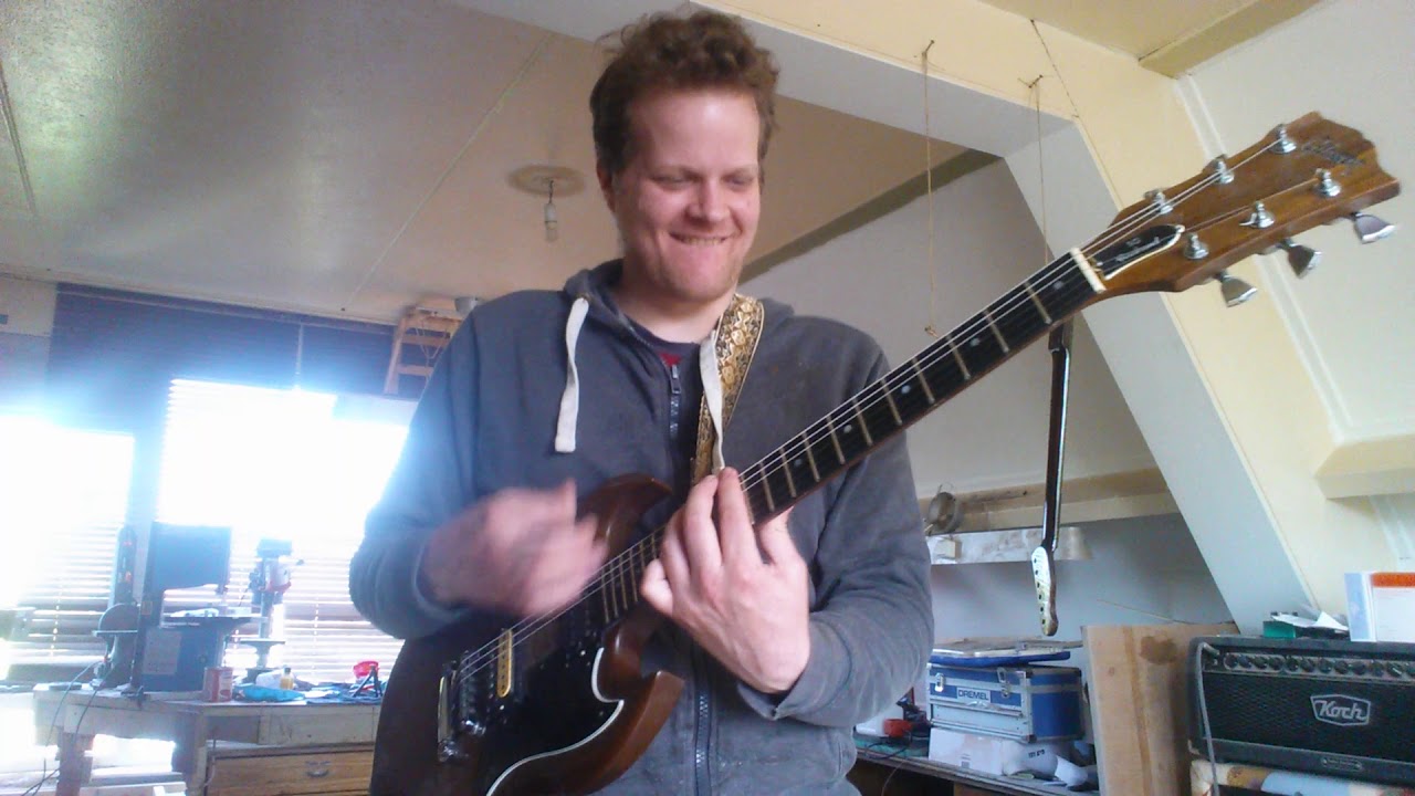 Refretted an old gibson for the rockstar Peter Hyland. - YouTube