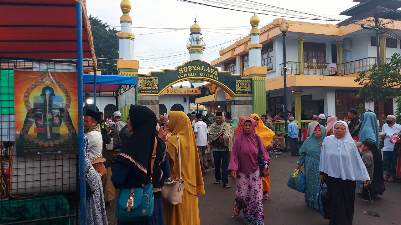 Manakib Syekh Abdul Qodir Jaelani Di Pondok Pesantren Suryalaya 02 ...