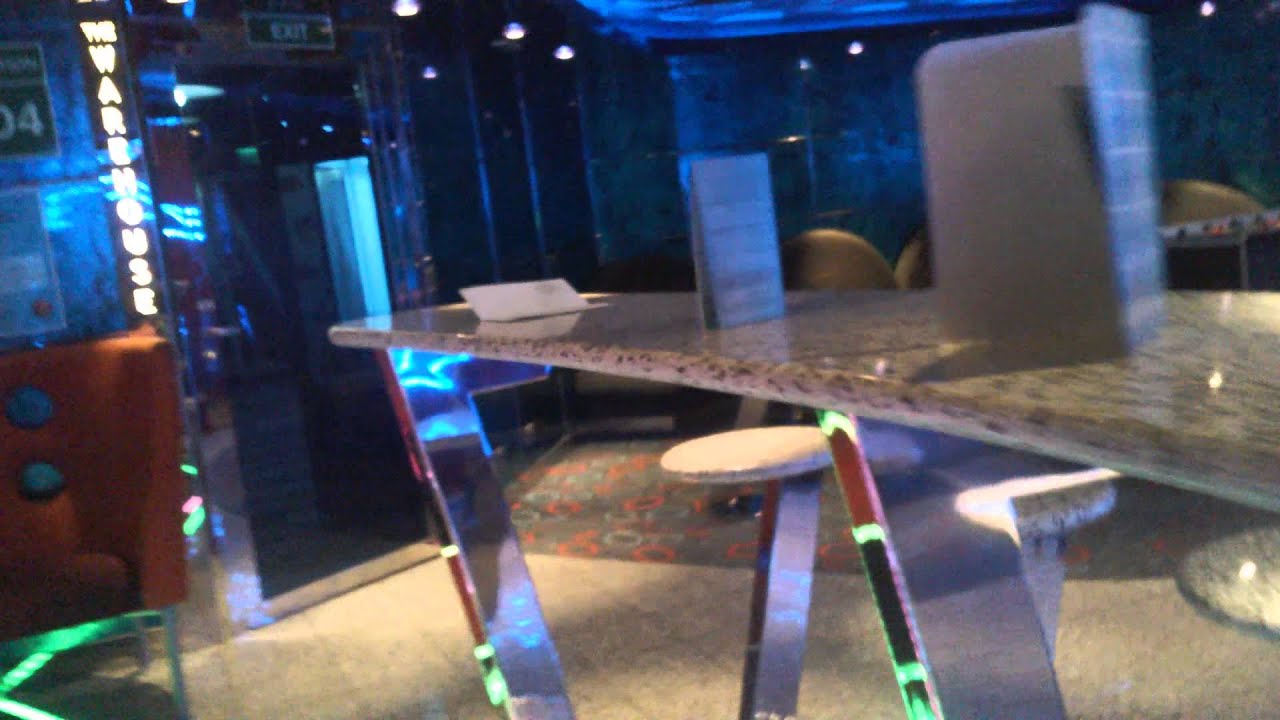 Carnival breeze club o2 - YouTube