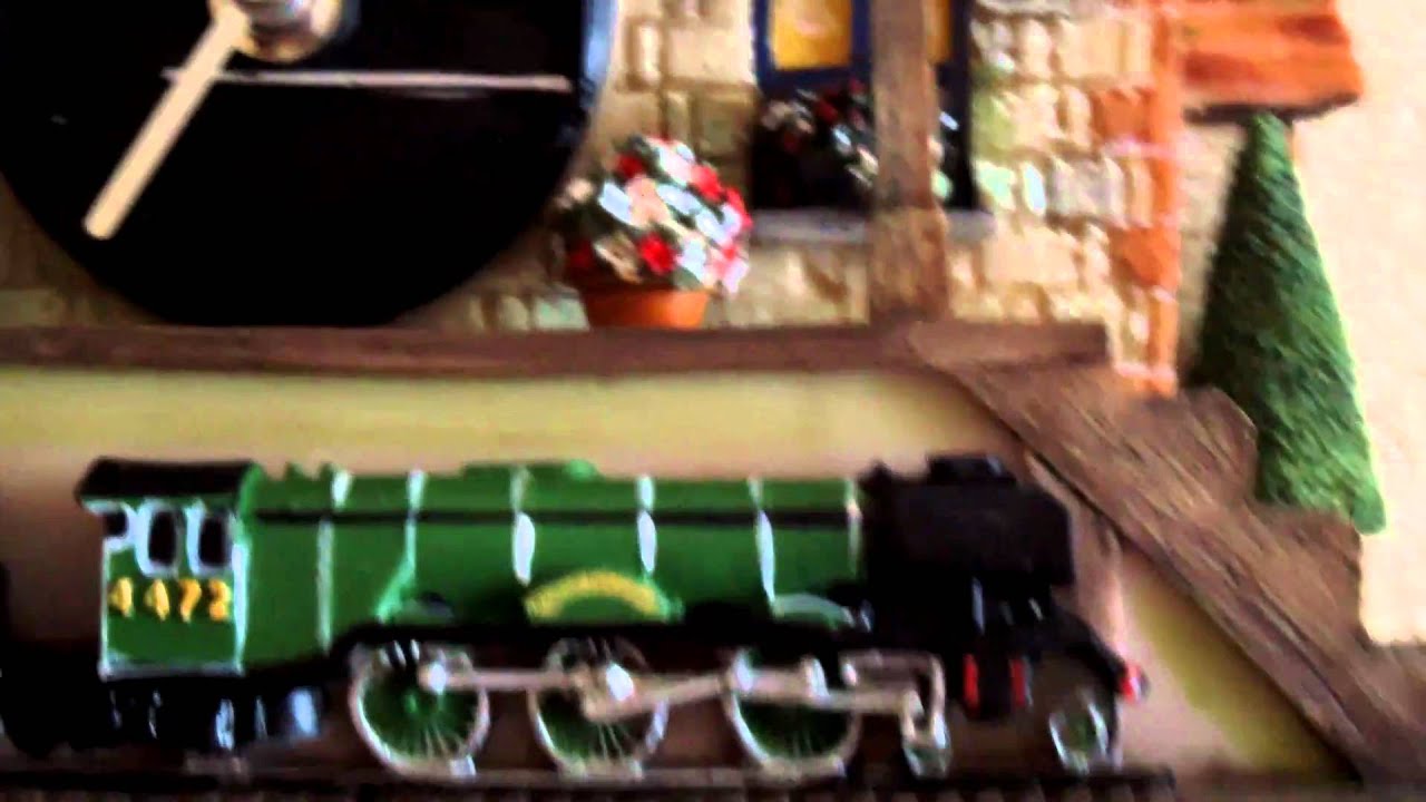 FLYING SCOTSMAN CUCKOO CLOCK. 2010. - YouTube